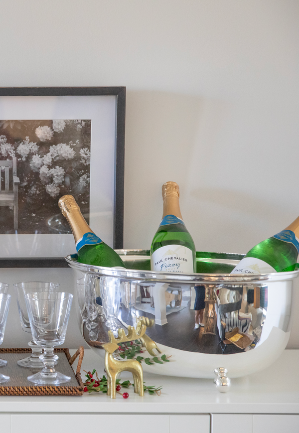 HÔTEL Silver Oval Chiller with Ball Feet – Cassandra's Kitchen